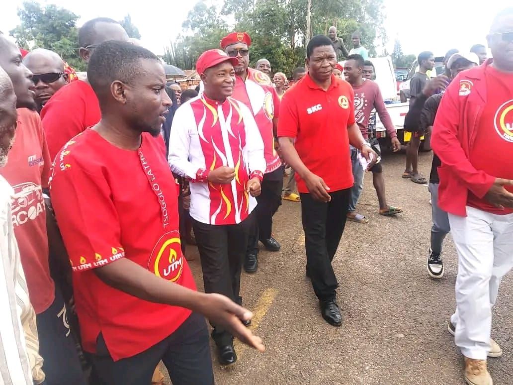 UTM leader Dalitso Kabambe visits Mtambanyama in Thyolo for voter ...